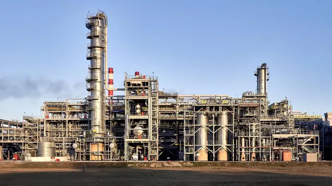 Kazakhstan May Build New Oil Refinery on Caspian Coast - Caspianpost.com