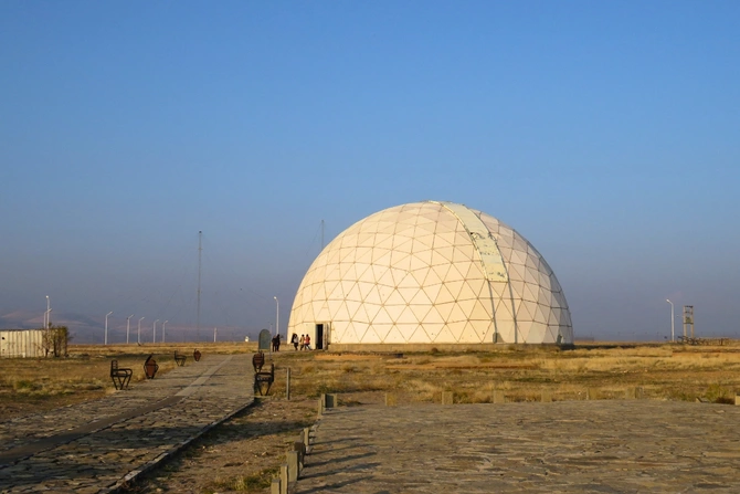 Maragheh/Maraga, Iran: Once home to Eurasia"s greatest astronomical ...
