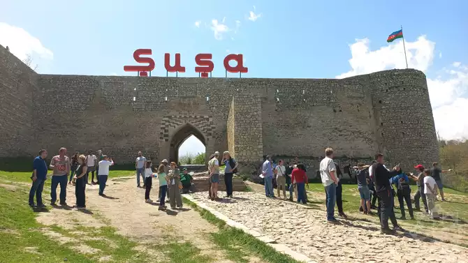 International Travelers Visit Azerbaijan's Shusha City - Caspianpost.com