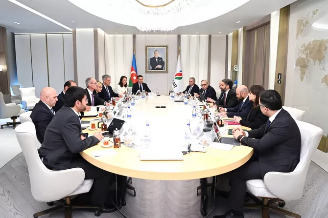 SOCAR, TotalEnergies Review Absheron Field Progress - Caspianpost.com