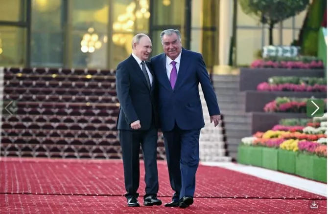 Russian Leader Leaves Dushanbe After Signing Key Agreements with ...