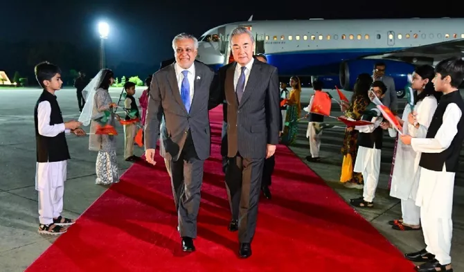 Chinese FM Wang Yi Begins Three-Day Official Visit to Pakistan ...